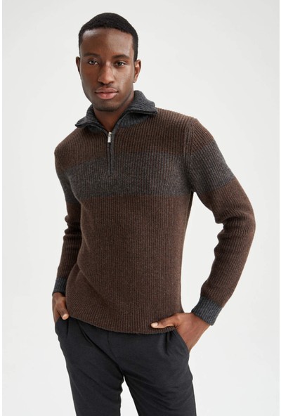 DeFacto Slim Fit Yarım Balıkçı Fermuarlı Yaka Triko Kazak V3468AZ21WN