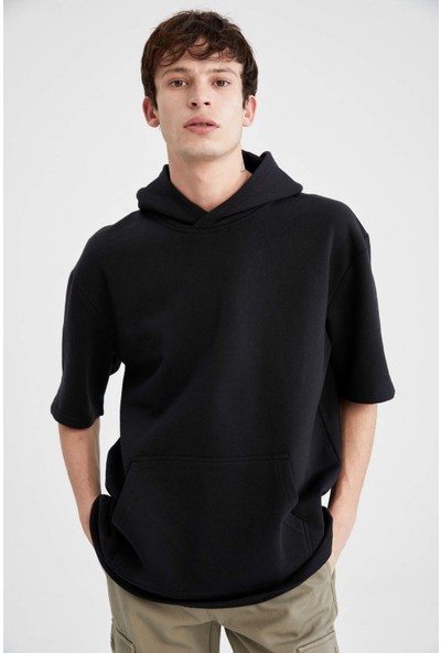 DeFacto Oversize Fit Kanguru Cepli Kısa Kollu Sweatshirt W4718AZ21AU DeFacto Oversize Fit Kanguru Cepli Kısa Kollu Sweatshirt W4718AZ21AU