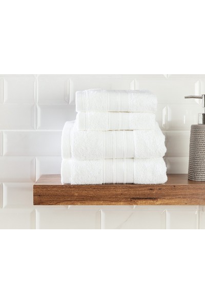Madame Coco Fabrice Düz 4'lü Havlu Seti - Beyaz Madame Coco Fabrice Düz 4'lü Havlu Seti - Beyaz