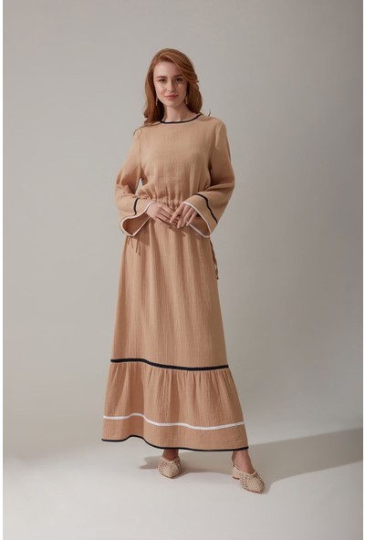 Mizalle Beli Büzgülü Uzun Bej Elbise