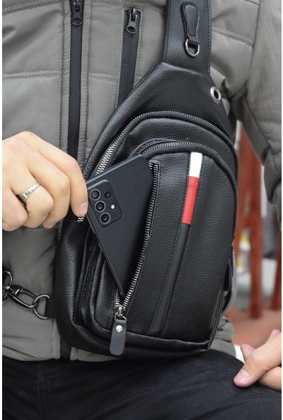 Göksu Şapka Suni Deri Budybag Spor Çanta 3 Bölmeli Siyah Göksu Şapka Suni Deri Budybag Spor Çanta 3 Bölmeli Siyah