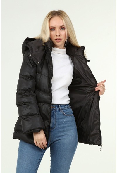 Siyah Kadın Siyah Kapşonlu Çift Boyun Korumalı Elyaf Dolgulu Şişme Mont - GİY00046