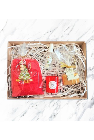 Yamamiya Yılbaşına Özel Havlu Dahil Hediye Seti
