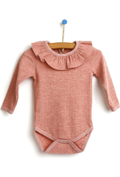 Hello Baby Hellobaby Ribana Fırfır Yaka Uzun Kol Body Hello Baby Hellobaby Ribana Fırfır Yaka Uzun Kol Body