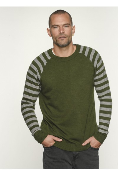 People By Fabrika Kazak, S, Haki