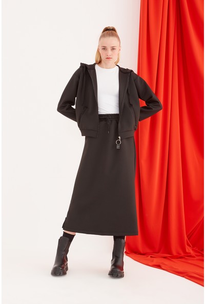 Mizalle Scuba Beli Ipli Siyah Uzun Etek