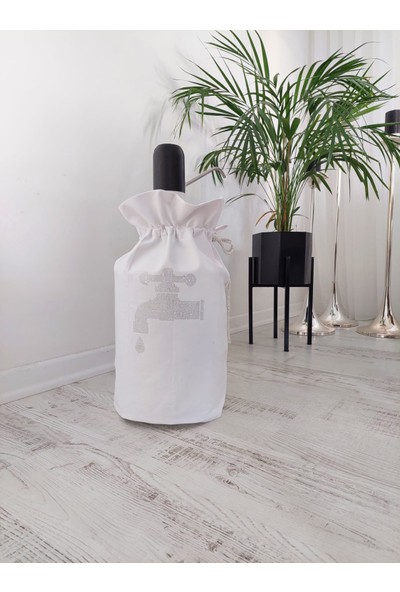 Stresli Kızlar Swarovski Taşlı Beyaz Damaca Kılıfı