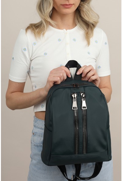 Madamra Petrol Mavisi Kadın Saten Kumaş Fermuar Cepli Okul Ve Sırt Çantası Madamra Petrol Mavisi Kadın Saten Kumaş Fermuar Cepli Okul Ve Sırt Çantası