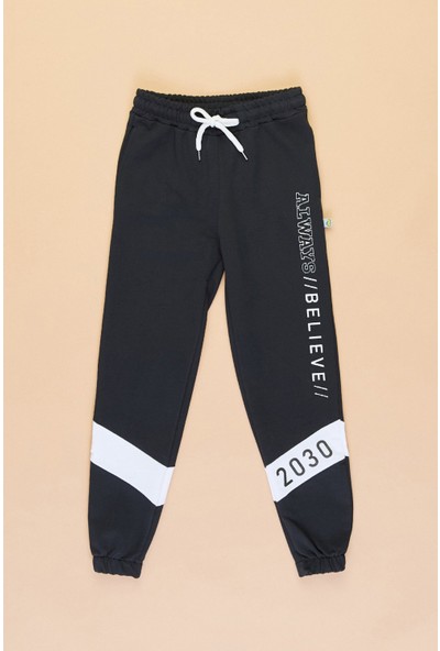 FullaModa Yazı Baskılı Paçası Lastikli Çocuk Jogger Eşofman Altı FullaModa Yazı Baskılı Paçası Lastikli Çocuk Jogger Eşofman Altı
