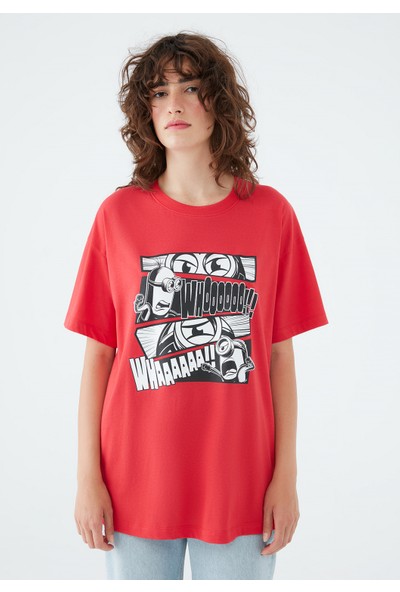 Mavi Minions Baskılı Kırmızı Tişört