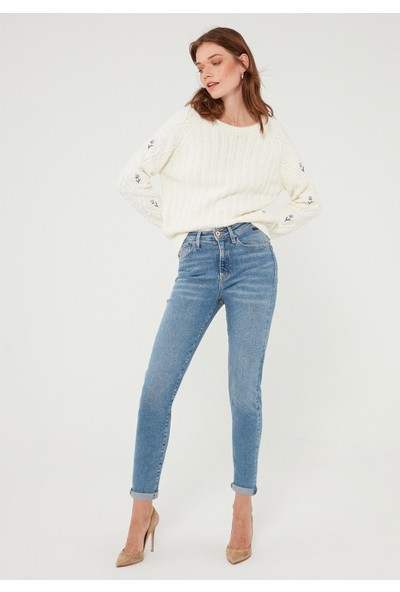 Mavi Kadın Cindy Gold Shape Gölgeli Jean Pantolon 100277-33555 Mavi Kadın Cindy Gold Shape Gölgeli Jean Pantolon 100277-33555