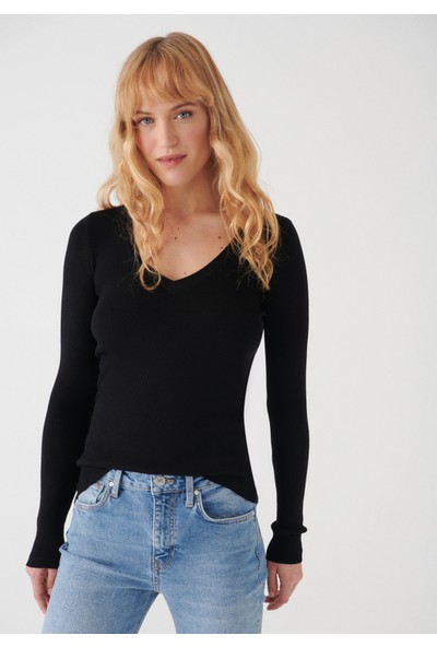 Mavi Kadın V Yaka Siyah Kazak 171366-900