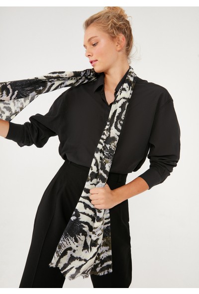 Mavi Kadın Kaplan Desenli Şal 196881-900