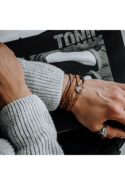 KAVIAQ Vintage Totem Bohemian Stili Gerçek Hakiki Deri Bileklik Erkek / Kadın KAVIAQ Vintage Totem Bohemian Stili Gerçek Hakiki Deri Bileklik Erkek / Kadın