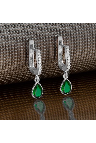 Else Silver Zümrüt Damla Taş Sallantılı Gümüş Küpe
