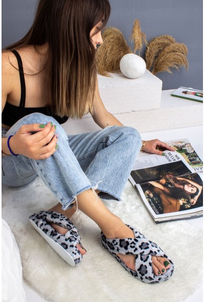 Lal Sara Desenli Ev Terliği-Gri Lal Sara Desenli Ev Terliği-Gri