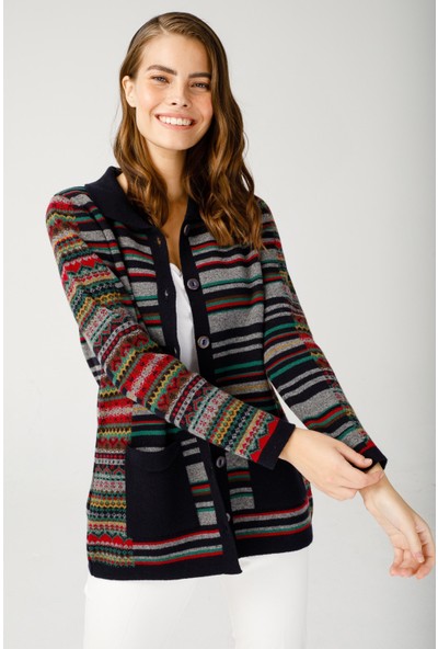 Desen Triko Kadın Polo Yaka Desenli Kısa Hırka Koyu Lacivert Desen Triko Kadın Polo Yaka Desenli Kısa Hırka Koyu Lacivert