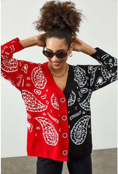 Xhan Kırmızı Etnik Desenli Triko Hırka 2KXK3-45709-04 Xhan Kırmızı Etnik Desenli Triko Hırka 2KXK3-45709-04