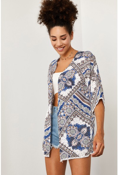 Xhan Mavi Güpür Detaylı Desenli Kimono 2KXK4-45707-12 Xhan Mavi Güpür Detaylı Desenli Kimono 2KXK4-45707-12