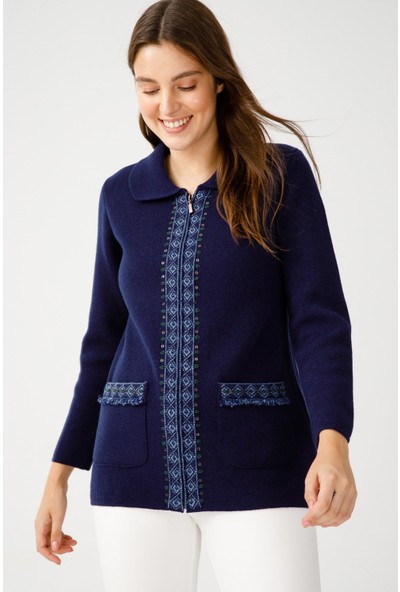 Desen Triko Kadın Polo Yaka Fermuarlı Hırka Açık Lacivert Desen Triko Kadın Polo Yaka Fermuarlı Hırka Açık Lacivert