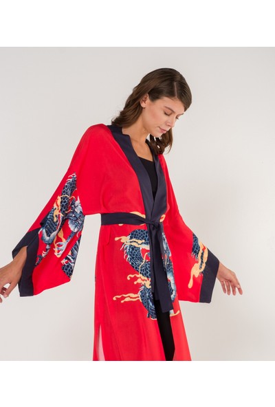 Beli Kuşaklı Kırmızı Kimono