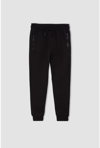 DeFacto Erkek Çocuk Slim Fit Fermuar Cepli Jogger Eşofman Alt W6751A622SP DeFacto Erkek Çocuk Slim Fit Fermuar Cepli Jogger Eşofman Alt W6751A622SP