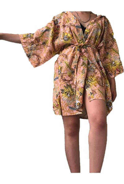 ARWNN Özel Tasarım Somon Zemin Üstü Sarı Çiçekli Kapüşonlu Viskon Kadın Kimono&kaftan ARWNN Özel Tasarım Somon Zemin Üstü Sarı Çiçekli Kapüşonlu Viskon Kadın Kimono&kaftan