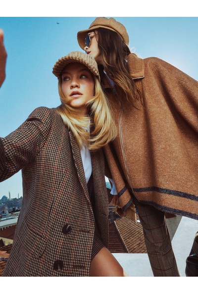 Koton Dik Yaka Fermuarlı Panço