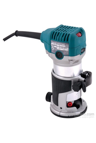 Makita RT0700C Devir Ayarlı 710 Watt Dik Freze Makita RT0700C Devir Ayarlı 710 Watt Dik Freze