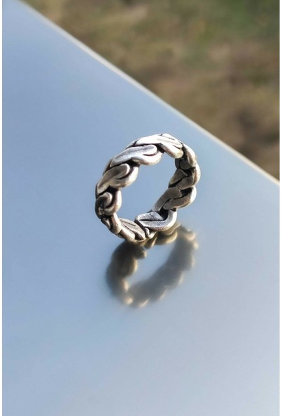 The Collection Sarmal Dolama Halka Model Ayarlanabilir Yüzük The Collection Sarmal Dolama Halka Model Ayarlanabilir Yüzük