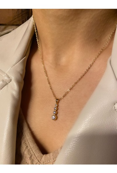 Leal Jewellery Sıralı Taslı Kolye Leal Jewellery Sıralı Taslı Kolye