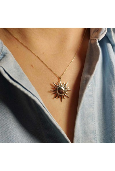 Altın Güneş Kolye 14 Ayar Altın 2.35 Gram Altın Güneş Kolye 14 Ayar Altın 2.35 Gram