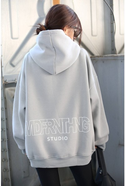 Madmext Mad Girls Boyalı Gri Baskılı Oversize Sweatshirt MG1287