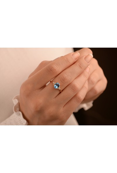 Onseva Kuyumculuk Blue London Topaz Pırlanta Yüzük Onseva Kuyumculuk Blue London Topaz Pırlanta Yüzük