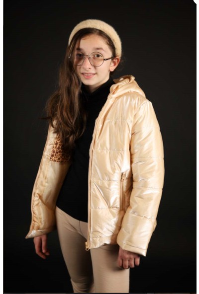 Nanica Kız Çocuk Bej Parlak Kapşonlu Şişme Mont