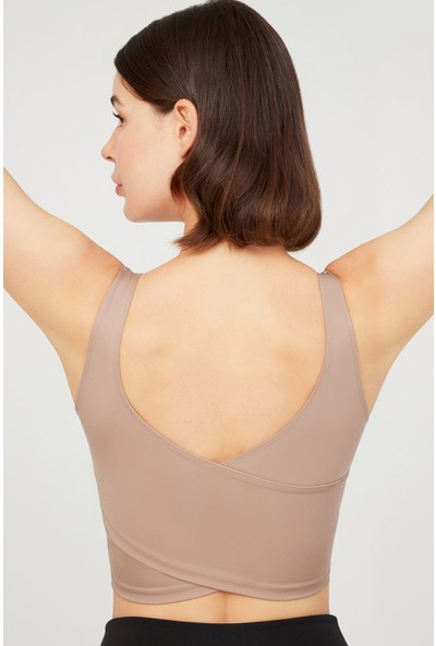 Los Ojos Bej Hafif Destekli Sırt Detaylı Kaplı Crop Top Spor Büstiyer Los Ojos Bej Hafif Destekli Sırt Detaylı Kaplı Crop Top Spor Büstiyer