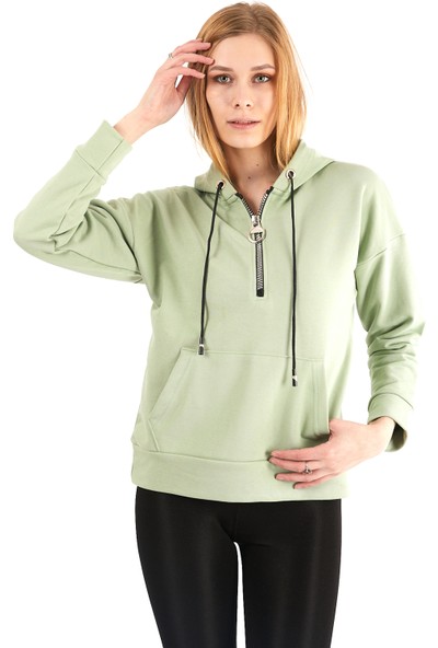 North Star Fashion Bayan Yarım Fermuarlı Kapüşonlu Baskılı Sweatshirt North Star Fashion Bayan Yarım Fermuarlı Kapüşonlu Baskılı Sweatshirt