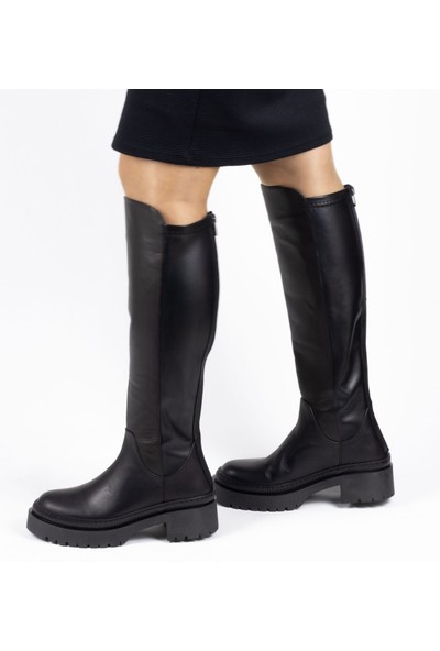 TwoEgoist Kadın Hakiki Deri Geniş Konçlu Streç Çizme TwoEgoist Kadın Hakiki Deri Geniş Konçlu Streç Çizme