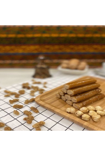 Bir Salkım Fındık Ezmeli Rulo Pestil 1000 gr Bir Salkım Fındık Ezmeli Rulo Pestil 1000 gr