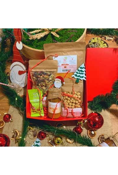 Kadınların Elinden Sevgilime, Arkadaşıma Doğal Yılbaşı Paketi Kadınların Elinden Kadınların Elinden Sevgilime, Arkadaşıma Doğal Yılbaşı Paketi Kadınların Elinden