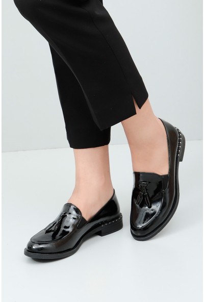 Gönderi(R) Yuvarlak Burun Kısa Topuklu Püsküllü Kadın Günlük Ayakkabı 37103 Gönderi(R) Yuvarlak Burun Kısa Topuklu Püsküllü Kadın Günlük Ayakkabı 37103
