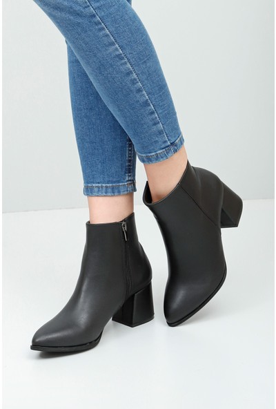 Gönderi(R) Sivri Burun Topuklu Fermuarlı Kadın Günlük Bot 32500
