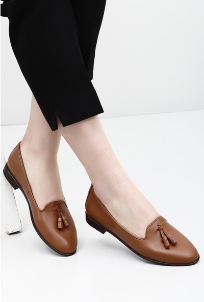 Gönderi(R) Hakiki Deri Yuvarlak Burun Düz Taban Püsküllü Kadın Babet 24160