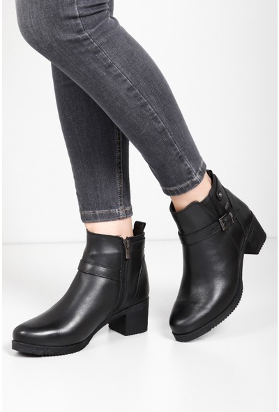 Gönderi® Hakiki Deri Yuvarlak Burun Topuklu Fermuarlı Tokalı Kadın Günlük Bot 48491 Gönderi® Hakiki Deri Yuvarlak Burun Topuklu Fermuarlı Tokalı Kadın Günlük Bot 48491