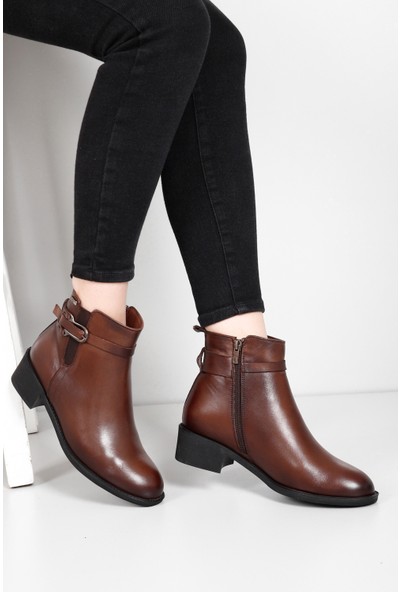 Gönderi® Hakiki Deri Yuvarlak Burun Kauçuk Taban Topuklu Fermuarlı Tokalı Kadın Günlük Bot 50420 Gönderi® Hakiki Deri Yuvarlak Burun Kauçuk Taban Topuklu Fermuarlı Tokalı Kadın Günlük Bot 50420