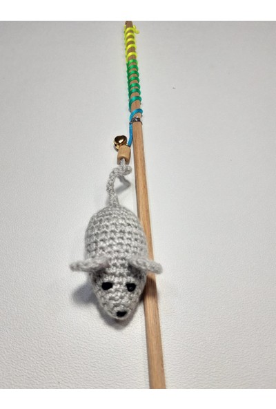 Amigurimi Fare Figürlü Çanlı Kedi Oltası -Gri Amigurimi Fare Figürlü Çanlı Kedi Oltası -Gri