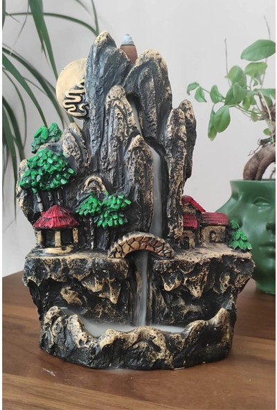 İsem Dağ Geri Akış Şelale Dekoratif Tütsülük