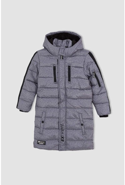 DeFacto Erkek Çocuk Regular Fit Kapüşonlu Polar Astarlı Isı Yalıtımlı Warmtech Uzun Mont Parka U6621A621WN DeFacto Erkek Çocuk Regular Fit Kapüşonlu Polar Astarlı Isı Yalıtımlı Warmtech Uzun Mont Parka U6621A621WN