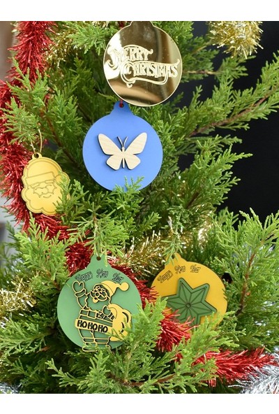 Yılbaşı Için Hazırlanmış Sevimli Ahşap Ağaç Süsleri