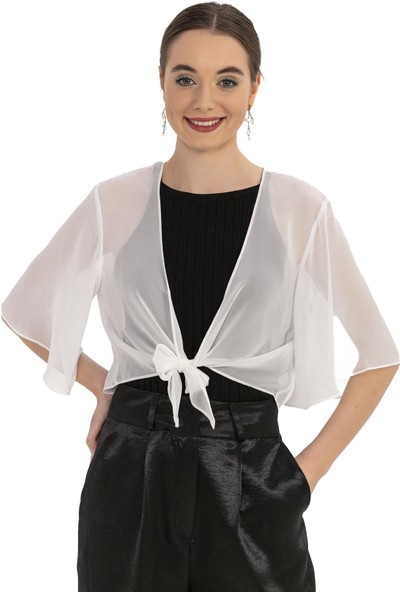 Disentis Modest Yuvarlak Yaka Önden Bağlama Detaylı Volanlı Kısa Kollu Şifon Beyaz Bolero Disentis Modest Yuvarlak Yaka Önden Bağlama Detaylı Volanlı Kısa Kollu Şifon Beyaz Bolero